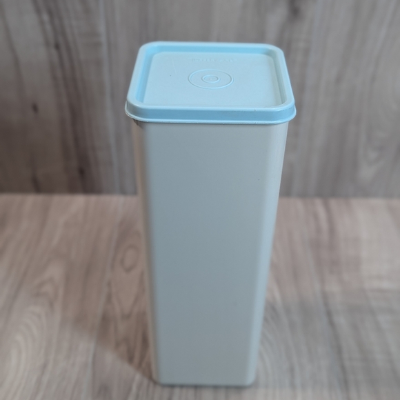 Tupperware | Kitchen | Vintage Tupperware Cheese Butter Keeper W Tray ...